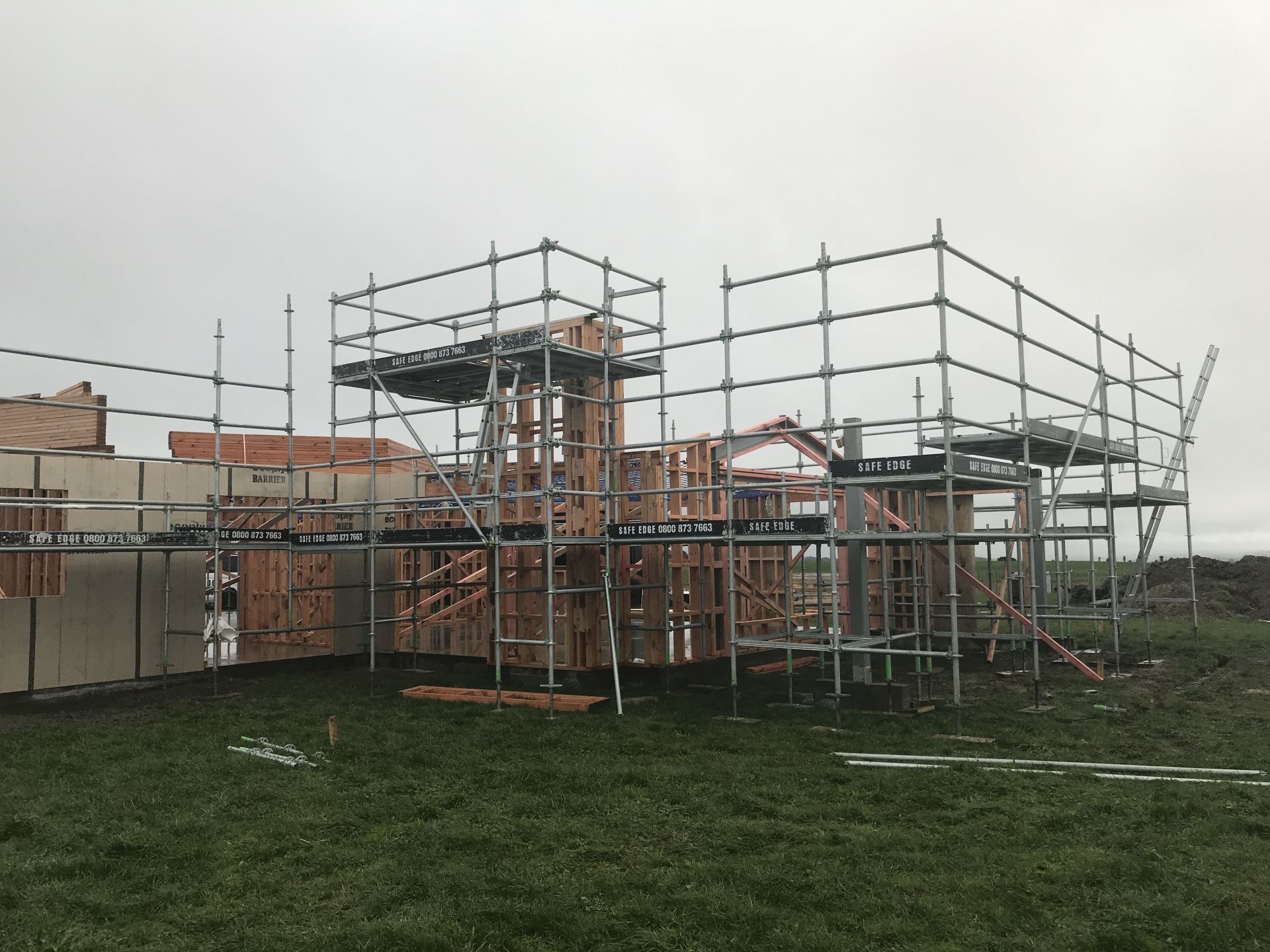 Safe Edge - Edge Protection | Scaffolding | Palmerston North | New ...